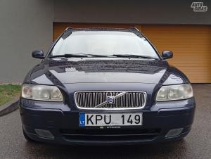Blue Volvo V70 2006 in Vilnius, with an engine capacity of 2.40 L and mileage of 311 thousand km for 1300 €, photo 9 on AUTOMOTO.COM.LV
