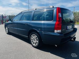 Blue Volvo V70 2006 in Vilnius, with an engine capacity of 2.40 L and mileage of 372 thousand km for 2350 €, photo 4 on AUTOMOTO.COM.LV