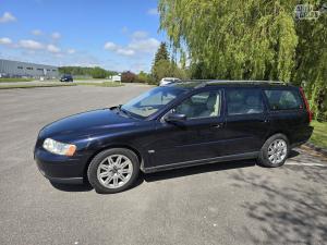 Blue Volvo V70 2006 in Klaipeda, with an engine capacity of 2.40 L and mileage of 350 thousand km for 1999 €, photo 3 on AUTOMOTO.COM.LV