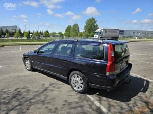 Blue Volvo V70 2006 in Klaipeda, with an engine capacity of 2.40 L and mileage of 350 thousand km for 1999 €, photo 4 on AUTOMOTO.COM.LV