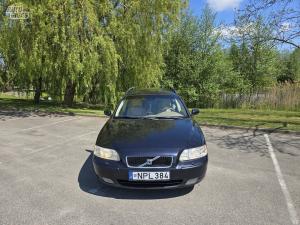 Blue Volvo V70 2006 in Klaipeda, with an engine capacity of 2.40 L and mileage of 350 thousand km for 1999 €, photo 7 on AUTOMOTO.COM.LV