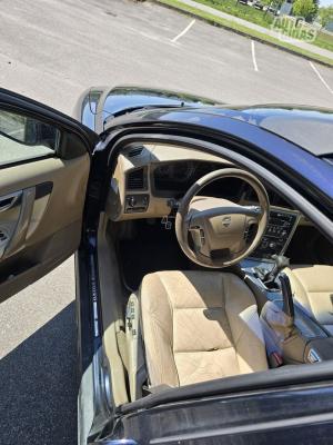 Blue Volvo V70 2006 in Klaipeda, with an engine capacity of 2.40 L and mileage of 350 thousand km for 1999 €, photo 8 on AUTOMOTO.COM.LV
