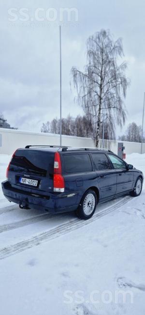Zils Volvo V70 2006 Aizkraukle, ar dzinēja tilpumu 2.40 L un nobraukumu 0 tūkst. km par 1900 €, foto 8 vietnē AUTOMOTO.COM.LV