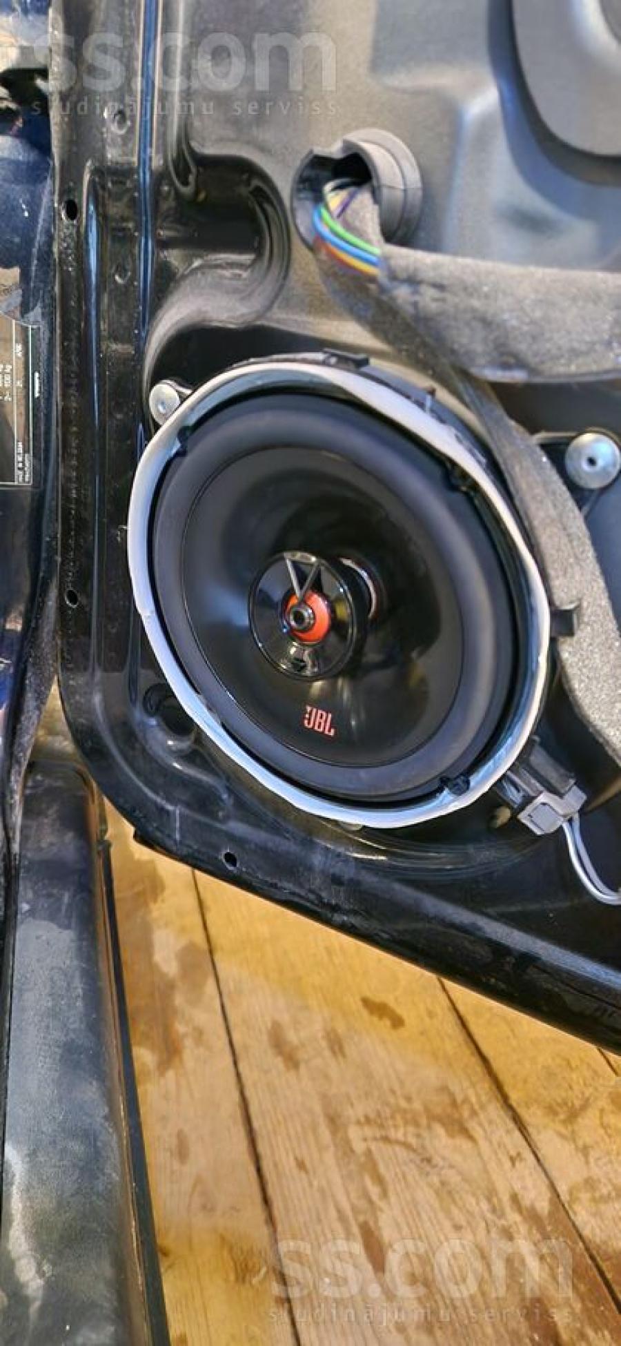 Zils Volvo V70 2006 Aizkraukle, ar dzinēja tilpumu 2.40 L un nobraukumu 0 tūkst. km par 1900 €, foto 10 vietnē AUTOMOTO.COM.LV