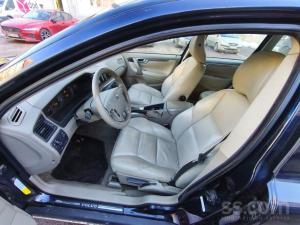 Blue Volvo V70 2006 in Riga, with an engine capacity of 2.40 L and mileage of 326 thousand km for 2100 €, photo 10 on AUTOMOTO.COM.LV