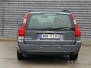 Синий Вольво В70 2006 в Елгава, объемом двигателя 2.40 л и пробегом 293 тыс. км за 1650 €, фото 7 на AUTOMOTO.COM.LV