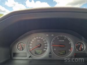 Синий Вольво В70 2006 в Мадона, объемом двигателя 2.40 л и пробегом 437 тыс. км за 2390 €, фото 10 на AUTOMOTO.COM.LV