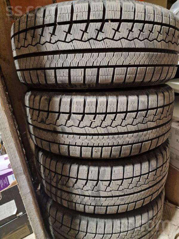 Zils Volvo V70 2006 Madona, ar dzinēja tilpumu 2.40 L un nobraukumu 437 tūkst. km par 2390 €, foto 10 vietnē AUTOMOTO.COM.LV