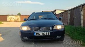 Zils Volvo V70 2006 Bauska, ar dzinēja tilpumu 2.40 L un nobraukumu 379 tūkst. km par 1750 €, foto 3 vietnē AUTOMOTO.COM.LV
