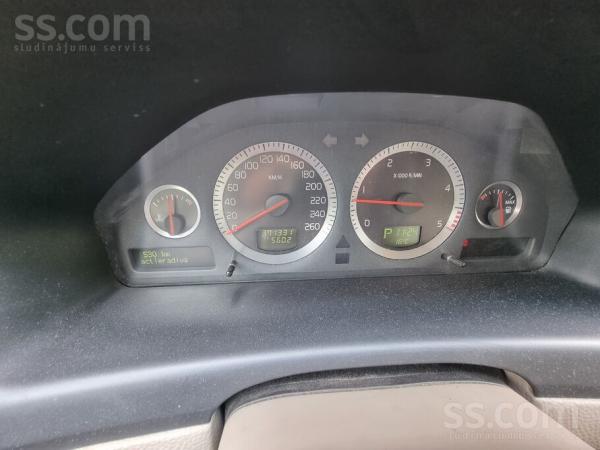 Синий Вольво В70 2006 в Добеле, объемом двигателя 2.40 л и пробегом 372 тыс. км за 2400 €, фото 9 на AUTOMOTO.COM.LV
