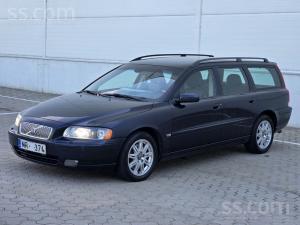Blue Volvo V70 2006 in Riga, with an engine capacity of 2.40 L and mileage of 369 thousand km for 2800 €, photo 6 on AUTOMOTO.COM.LV