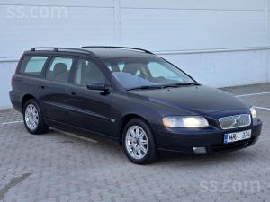 Blue Volvo V70 2006 in Riga, with an engine capacity of 2.40 L and mileage of 369 thousand km for 2800 €, photo 7 on AUTOMOTO.COM.LV