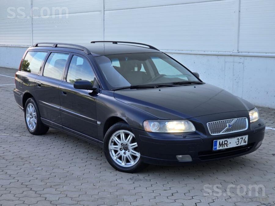 Синий Вольво В70 2006 в Рига, объемом двигателя 2.40 л и пробегом 369 тыс. км за 2400 €, фото 15 на AUTOMOTO.COM.LV