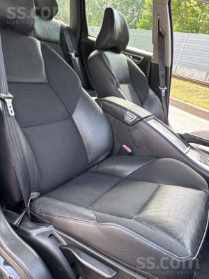 Zils Volvo V70 2006 Rīga, ar dzinēja tilpumu 2.40 L un nobraukumu 318 tūkst. km par 2550 €, foto 11 vietnē AUTOMOTO.COM.LV