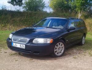 Zils Volvo V70 2006 Tukums, ar dzinēja tilpumu 2.40 L un nobraukumu 388 tūkst. km par 1999 €, foto 1 vietnē AUTOMOTO.COM.LV