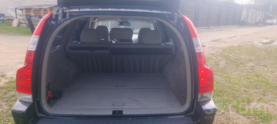 Zils Volvo V70 2006 Tukums, ar dzinēja tilpumu 2.40 L un nobraukumu 388 tūkst. km par 1999 €, foto 9 vietnē AUTOMOTO.COM.LV