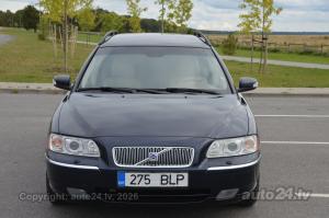 Zils Volvo V70 2006 Pērnava, ar dzinēja tilpumu 2.50 L un nobraukumu 400 tūkst. km par 1500 €, foto 6 vietnē AUTOMOTO.COM.LV