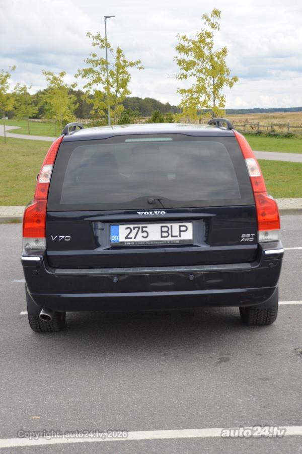 Zils Volvo V70 2006 Pērnava, ar dzinēja tilpumu 2.50 L un nobraukumu 400 tūkst. km par 1500 €, foto 8 vietnē AUTOMOTO.COM.LV