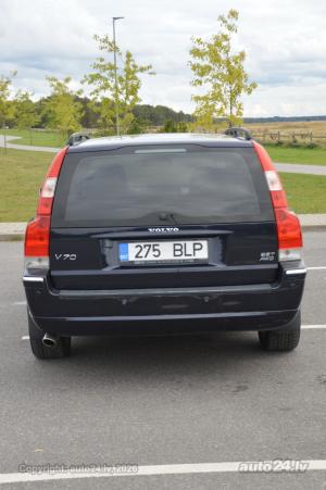 Zils Volvo V70 2006 Pērnava, ar dzinēja tilpumu 2.50 L un nobraukumu 400 tūkst. km par 1500 €, foto 8 vietnē AUTOMOTO.COM.LV
