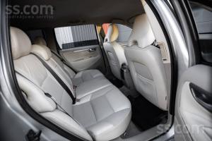 Blue Volvo V70 2006 in Jelgava, with an engine capacity of 2.40 L and mileage of 0 thousand km for 2400 €, photo 9 on AUTOMOTO.COM.LV