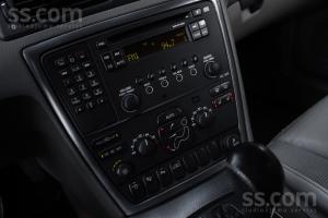 Blue Volvo V70 2006 in Jelgava, with an engine capacity of 2.40 L and mileage of 0 thousand km for 2400 €, photo 18 on AUTOMOTO.COM.LV