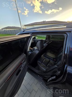 Zils Volvo V70 2006 Rīga, ar dzinēja tilpumu 2.40 L un nobraukumu 356 tūkst. km par 2380 €, foto 9 vietnē AUTOMOTO.COM.LV