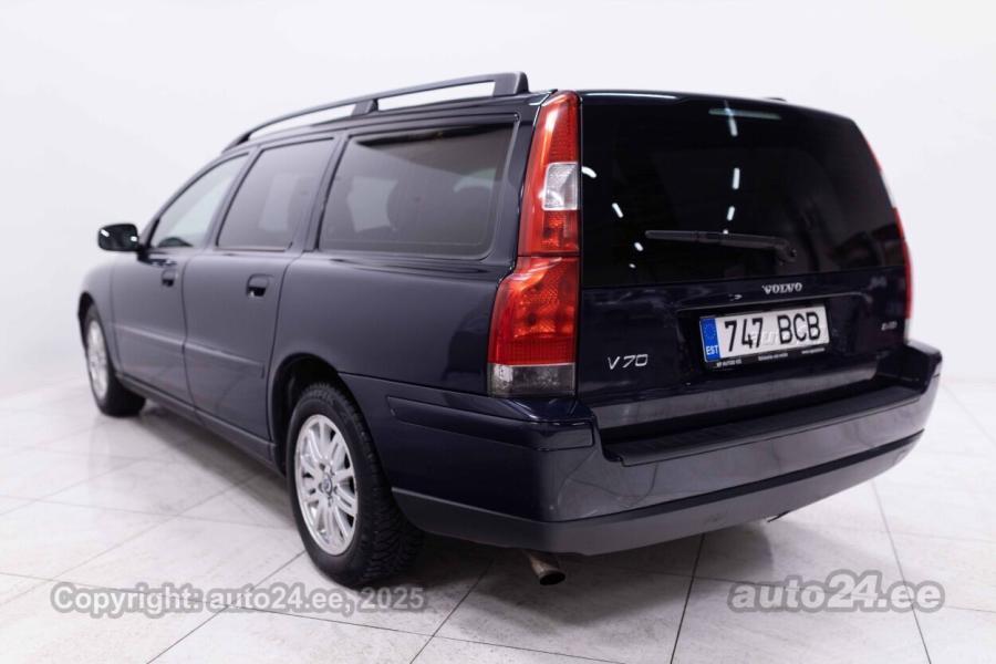 Zils Volvo V70 2007 Tallina, ar dzinēja tilpumu 2.40 L un nobraukumu 302 tūkst. km par 2999 €, foto 7 vietnē AUTOMOTO.COM.LV