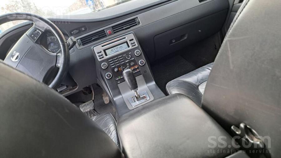 Zils Volvo V70 2007 Daugavpils, ar dzinēja tilpumu 2.40 L un nobraukumu 365 tūkst. km par 2250 €, foto 11 vietnē AUTOMOTO.COM.LV