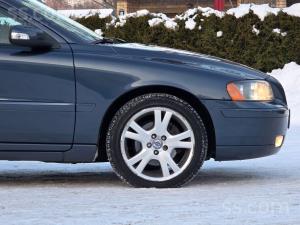 Blue Volvo V70 2007 in Riga, with an engine capacity of 2.40 L and mileage of 0 thousand km for 3650 €, photo 12 on AUTOMOTO.COM.LV