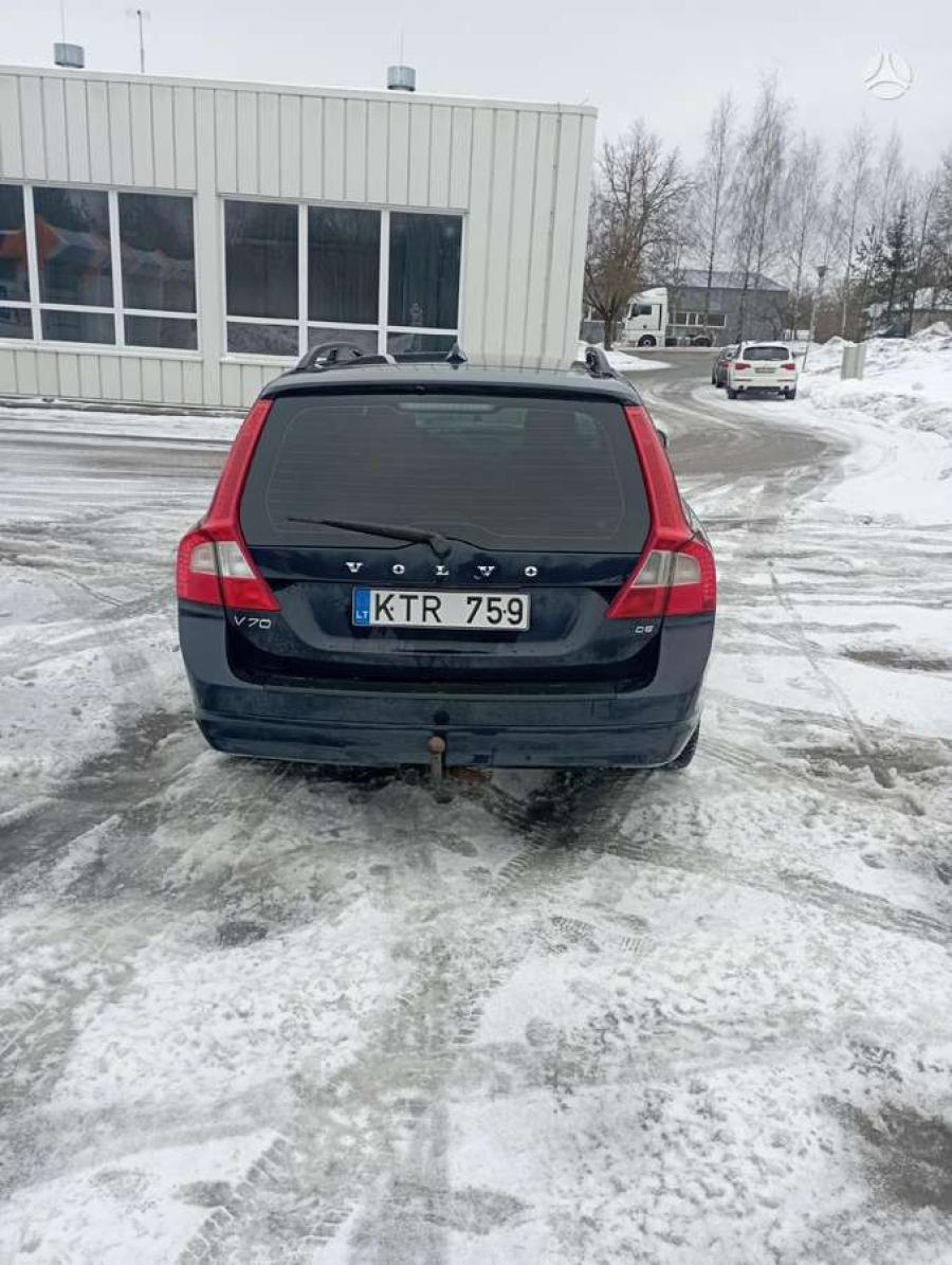 Blue Volvo V70 2007 in Salcininkai, with an engine capacity of 2.40 L and mileage of 362 thousand km for 2800 €, photo 16 on AUTOMOTO.COM.LV