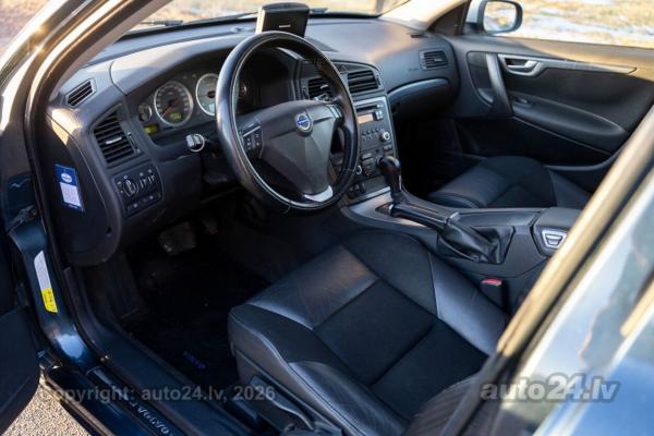 Синий Вольво В70 2007 в Пайде, объемом двигателя 2.40 л и пробегом 368 тыс. км за 3599 €, фото 11 на AUTOMOTO.COM.LV
