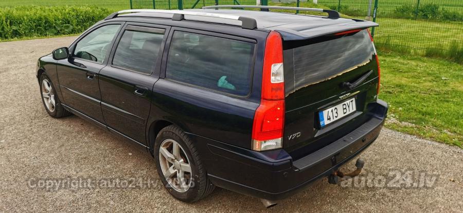 Zils Volvo V70 2007 Tallina, ar dzinēja tilpumu 2.40 L un nobraukumu 388 tūkst. km par 2800 €, foto 9 vietnē AUTOMOTO.COM.LV