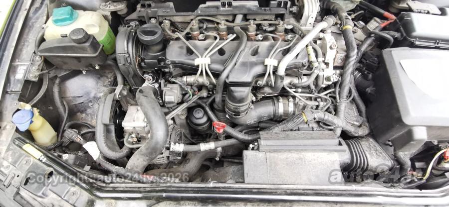 Zils Volvo V70 2007 Tallina, ar dzinēja tilpumu 2.40 L un nobraukumu 388 tūkst. km par 2800 €, foto 24 vietnē AUTOMOTO.COM.LV