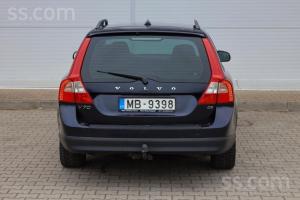 Blue Volvo V70 2007 in Riga, with an engine capacity of 2.40 L and mileage of 0 thousand km for 2995 €, photo 6 on AUTOMOTO.COM.LV