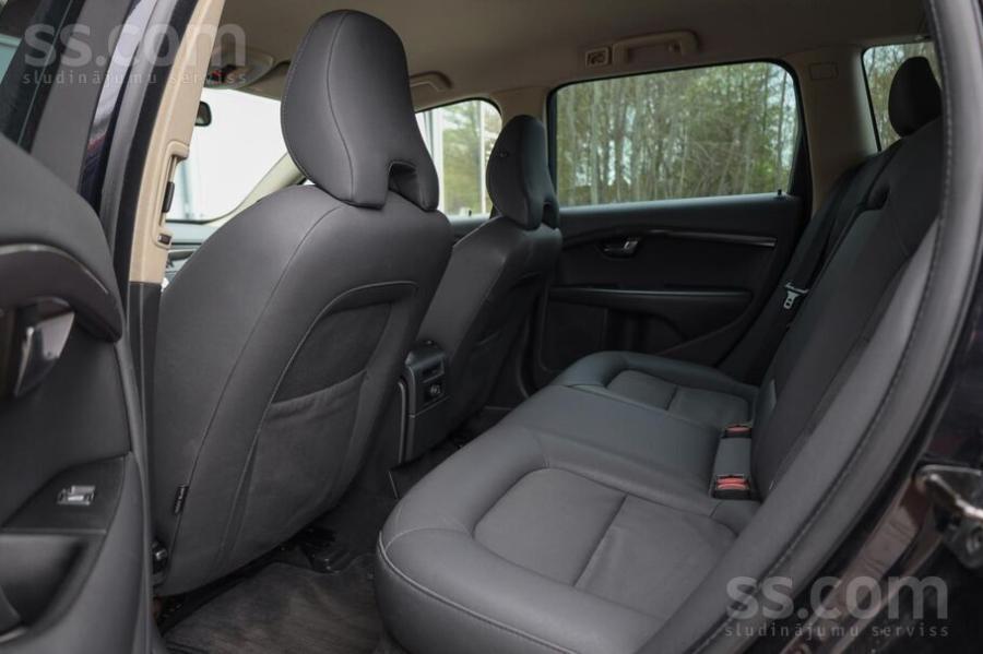Blue Volvo V70 2007 in Riga, with an engine capacity of 2.40 L and mileage of 0 thousand km for 2995 €, photo 12 on AUTOMOTO.COM.LV