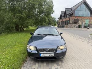 Синий Вольво В70 2007 в Резекне, объемом двигателя 2.40 л и пробегом 0 тыс. км за 2650 €, фото  на AUTOMOTO.COM.LV