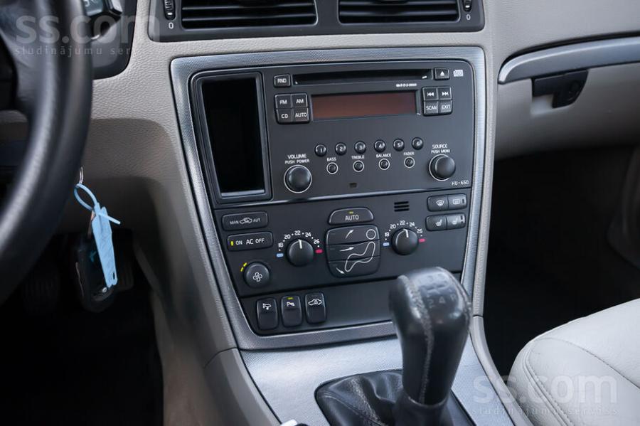 Zils Volvo V70 2007 Tukums, ar dzinēja tilpumu 2.40 L un nobraukumu 0 tūkst. km par 3690 €, foto 20 vietnē AUTOMOTO.COM.LV
