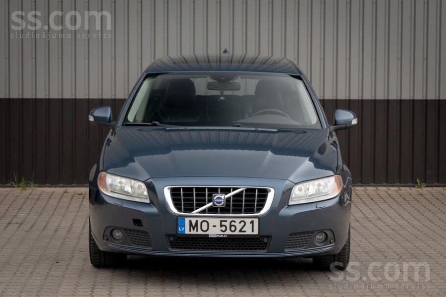 Zils Volvo V70 2007 Talsi, ar dzinēja tilpumu 2.40 L un nobraukumu 358 tūkst. km par 4090 €, foto 3 vietnē AUTOMOTO.COM.LV