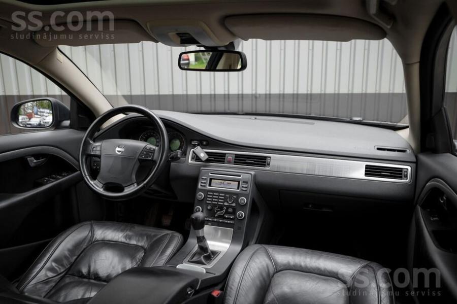 Zils Volvo V70 2007 Talsi, ar dzinēja tilpumu 2.40 L un nobraukumu 358 tūkst. km par 4090 €, foto 9 vietnē AUTOMOTO.COM.LV