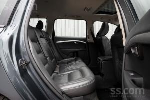 Zils Volvo V70 2007 Talsi, ar dzinēja tilpumu 2.40 L un nobraukumu 358 tūkst. km par 4090 €, foto 12 vietnē AUTOMOTO.COM.LV
