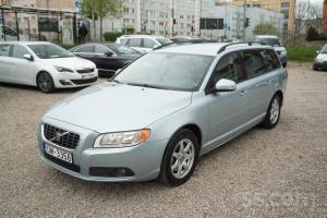 Zils Volvo V70 2007 Liepāja, ar dzinēja tilpumu 2.40 L un nobraukumu 352 tūkst. km par 4900 €, foto 1 vietnē AUTOMOTO.COM.LV