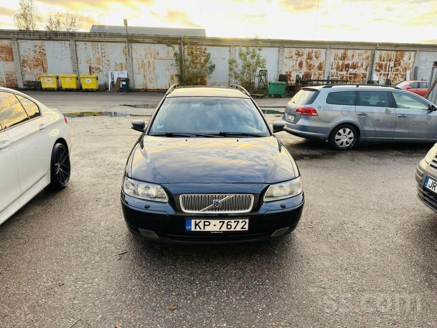 Zils Volvo V70 2007 Rīga, ar dzinēja tilpumu 2.40 L un nobraukumu 361 tūkst. km par 2250 €, foto 3 vietnē AUTOMOTO.COM.LV