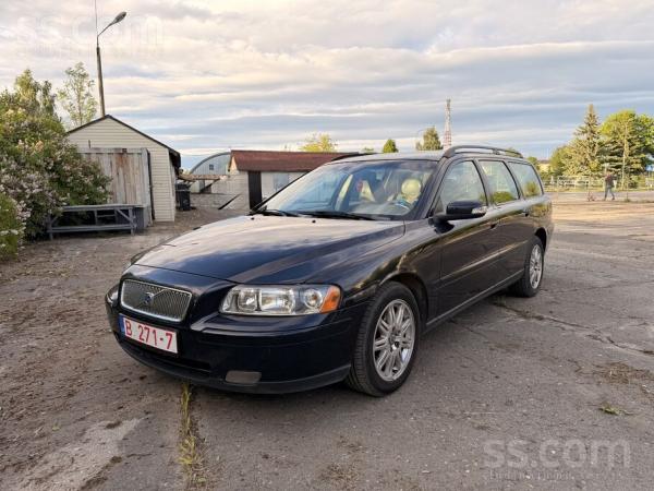 Синий Вольво В70 2007 в Айзкраукле, объемом двигателя 2.40 л и пробегом 222 тыс. км за 4500 €, фото 3 на AUTOMOTO.COM.LV