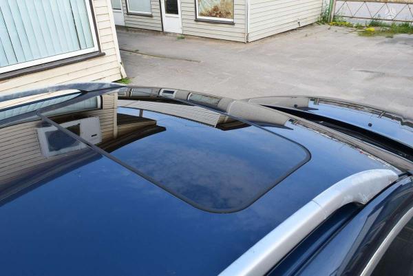 Blue Volvo V70 2007 in Vilnius, with an engine capacity of 2.40 L and mileage of 408 thousand km for 2600 €, photo 10 on AUTOMOTO.COM.LV