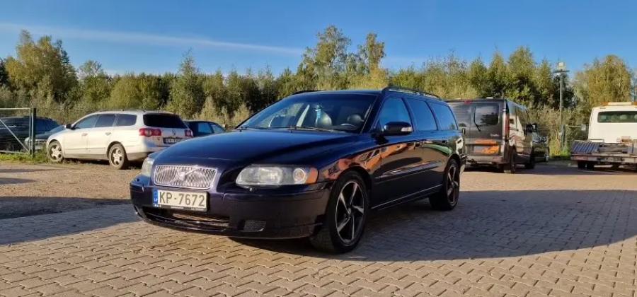 Zils Volvo V70 2007 Valmiera, ar dzinēja tilpumu 2.40 L un nobraukumu 342 tūkst. km par 2500 €, foto 8 vietnē AUTOMOTO.COM.LV