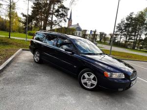 Blue Volvo V70 2007 in Riga, with an engine capacity of 2.40 L and mileage of 344 thousand km for 3600 €, photo  on AUTOMOTO.COM.LV