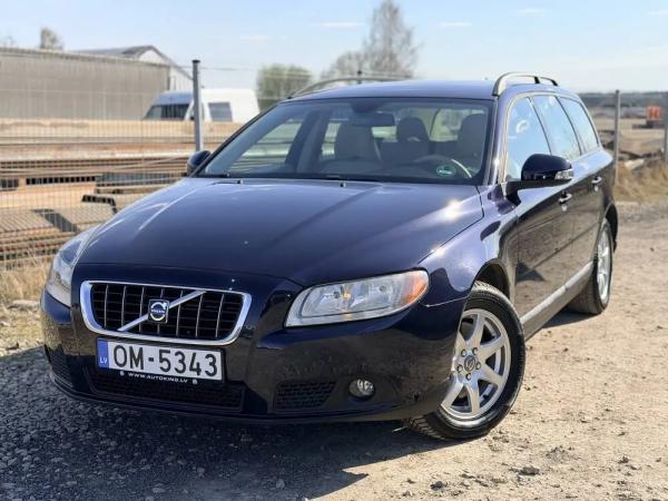 Blue Volvo V70 2007 in Riga, with an engine capacity of 2.40 L and mileage of 307 thousand km for 4250 €, photo 3 on AUTOMOTO.COM.LV