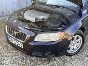 Blue Volvo V70 2007 in Riga, with an engine capacity of 2.40 L and mileage of 307 thousand km for 4250 €, photo 21 on AUTOMOTO.COM.LV