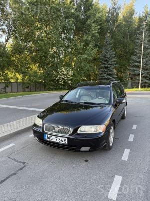 Синий Вольво В70 2007 в Рига, объемом двигателя 2.40 л и пробегом 322 тыс. км за 2600 €, фото  на AUTOMOTO.COM.LV