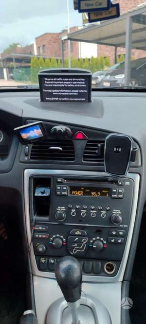 Blue Volvo V70 2007 in Vilnius, with an engine capacity of 2.40 L and mileage of 323 thousand km for 2150 €, photo 11 on AUTOMOTO.COM.LV